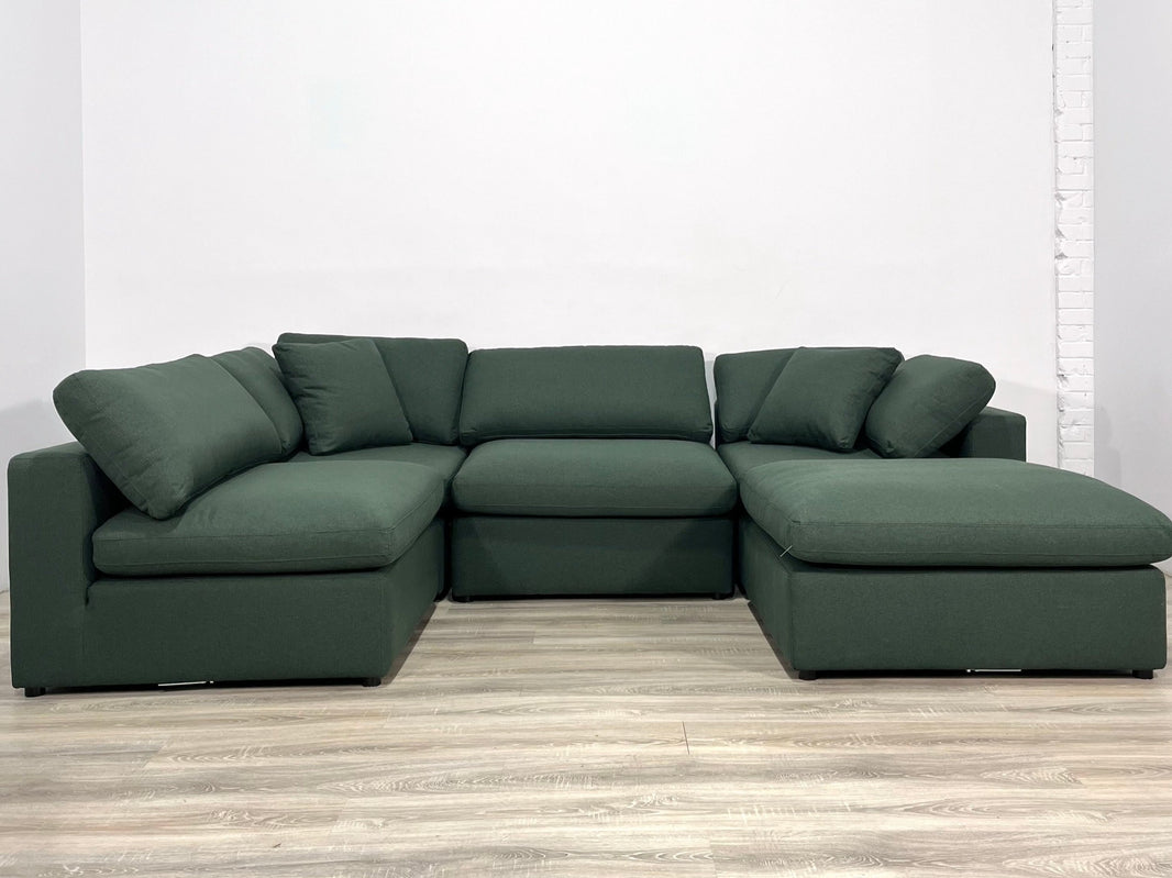 Medium Couches – Two Guys One Couch